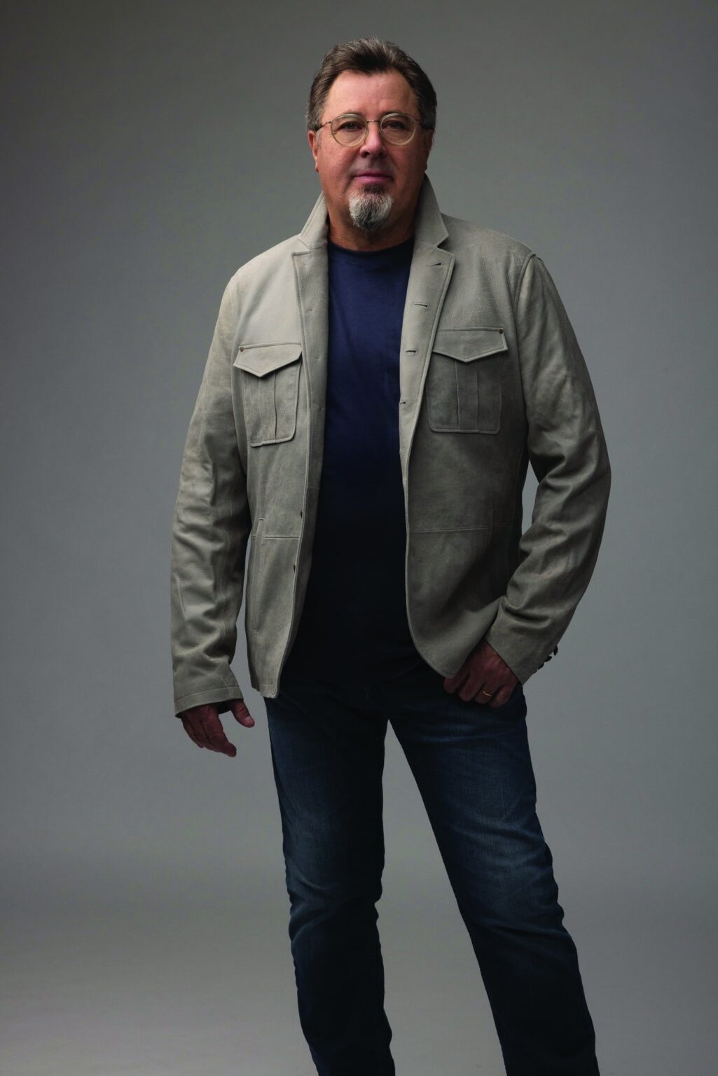 Ricky Skaggs Honors Longtime Friend Vince Gill By Singing "One More ...