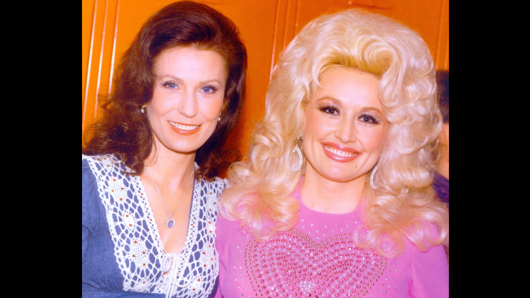 Dolly Parton Opens Up About Grief After Loss Of Some Of Her Dearest Friends Dolly Parton Opens Up About Grief After Loss Of Some Of Her Dearest Friends