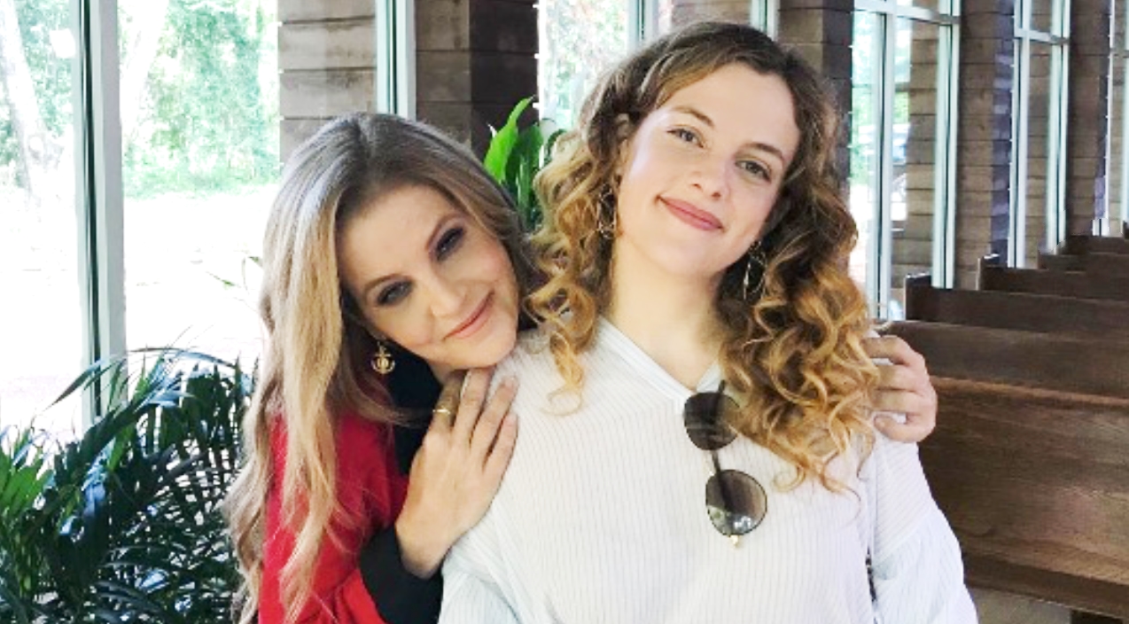 Lisa Marie's Daughter Shares 1st Social Media Post After Her Death