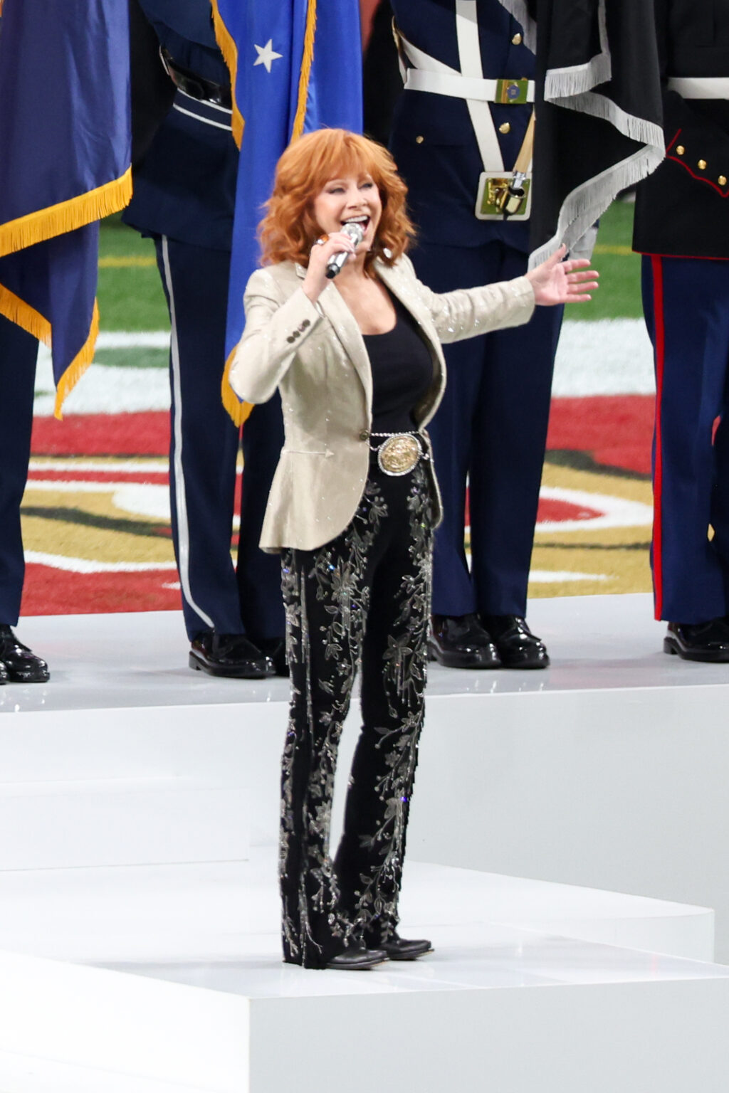 Does Reba Wear A Wig? Everything We Know About The Singer's Iconic Hair