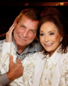 Loretta Lynn's Son, Ernie Lynn, In Need Of Prayers After Being Hospitalized
