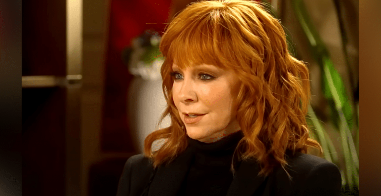 Reba McEntire To Star In New Sitcom, Over 20 Years After Reba McEntire To Star In New Sitcom, Over 20 Years After