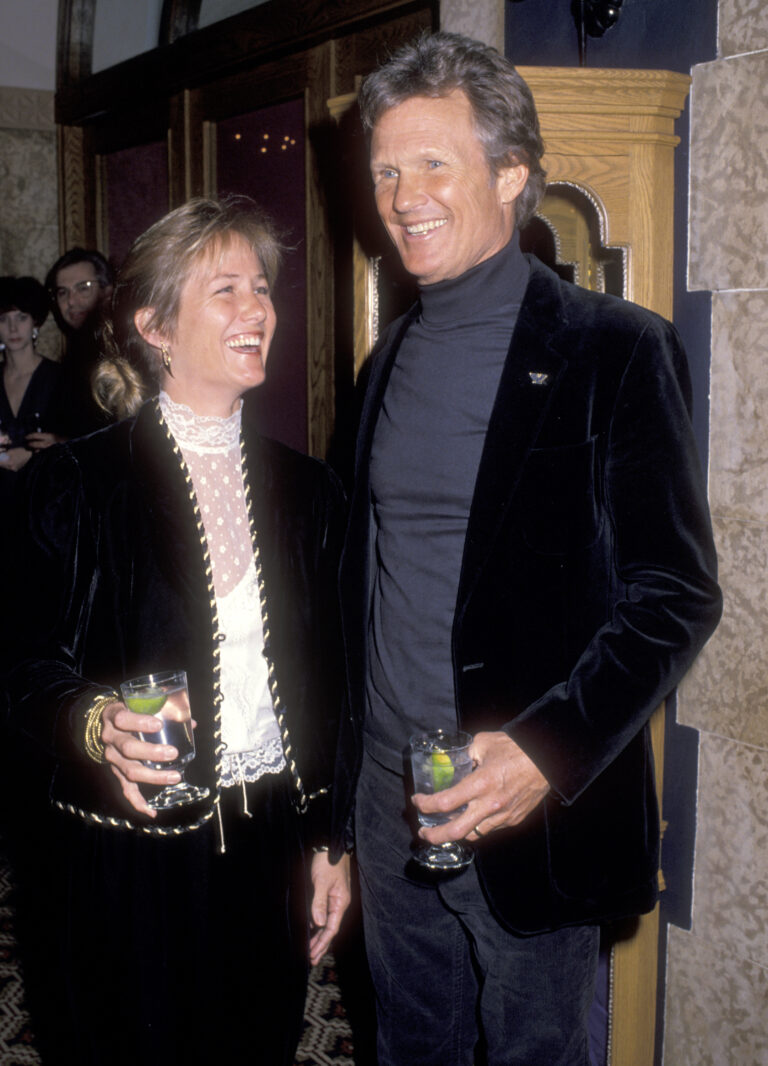 Meet Kris Kristofferson's Devoted Wife Of 41 Years, Lisa Meyers
