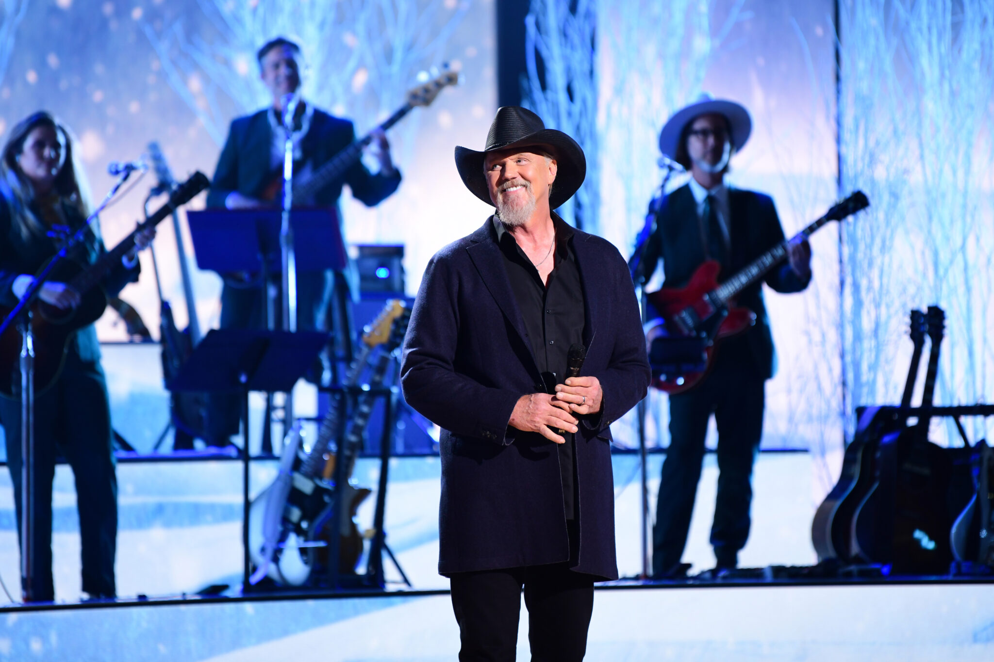 13 Country Music Stars Who Have Gotten Sober