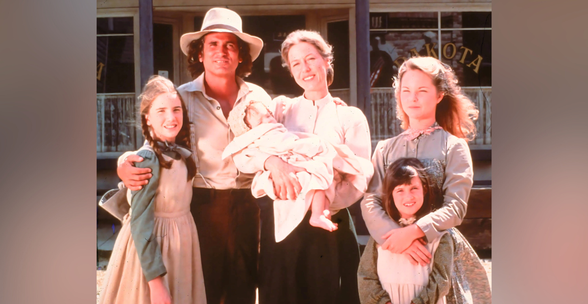 First Photos Released Of Actors Playing The Ingalls Family In "Little ...