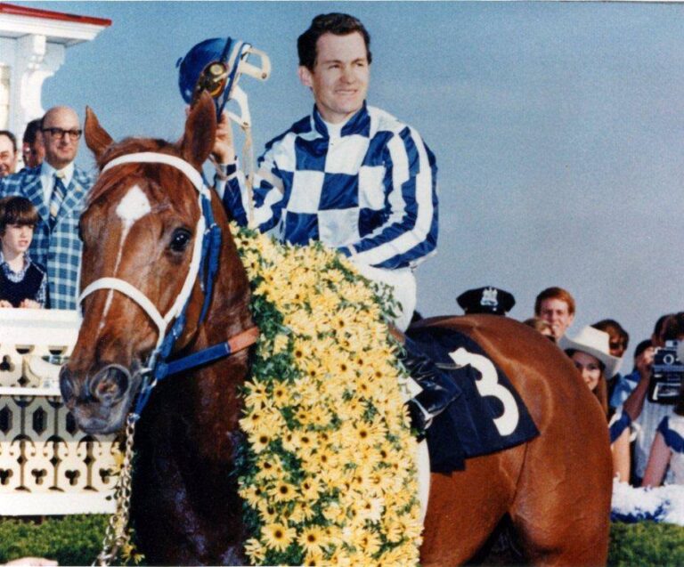 Ron Turcotte, Jockey Who Rode Secretariat to Triple Crown, Dies at 84